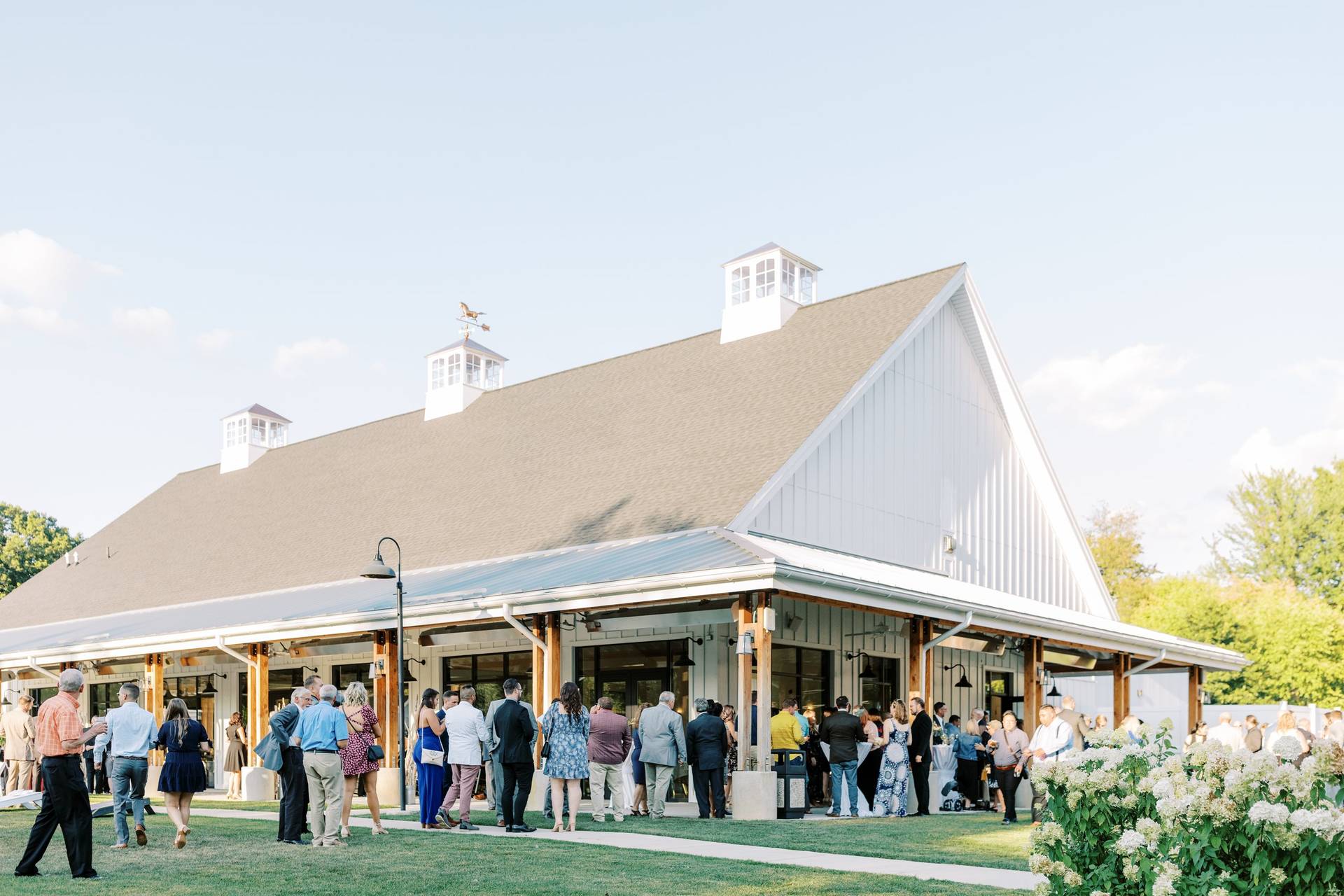 Bay Pointe Inn - Reviews, Photos & Deals 2026 - Shelbyville, MI ...