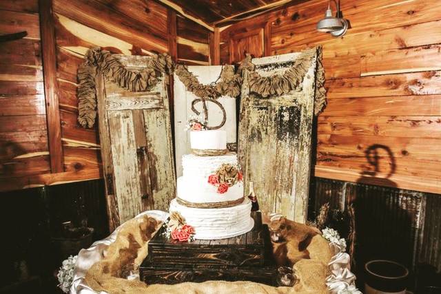 Cedar Post Barn, llc. - Reviews, Photos & Deals 2026 - Albany, LA ...