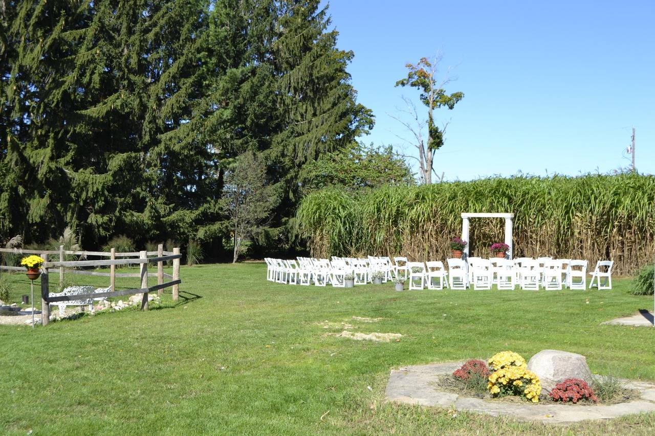 Res-Les Farms - Venue - East Leroy, MI - WeddingWire