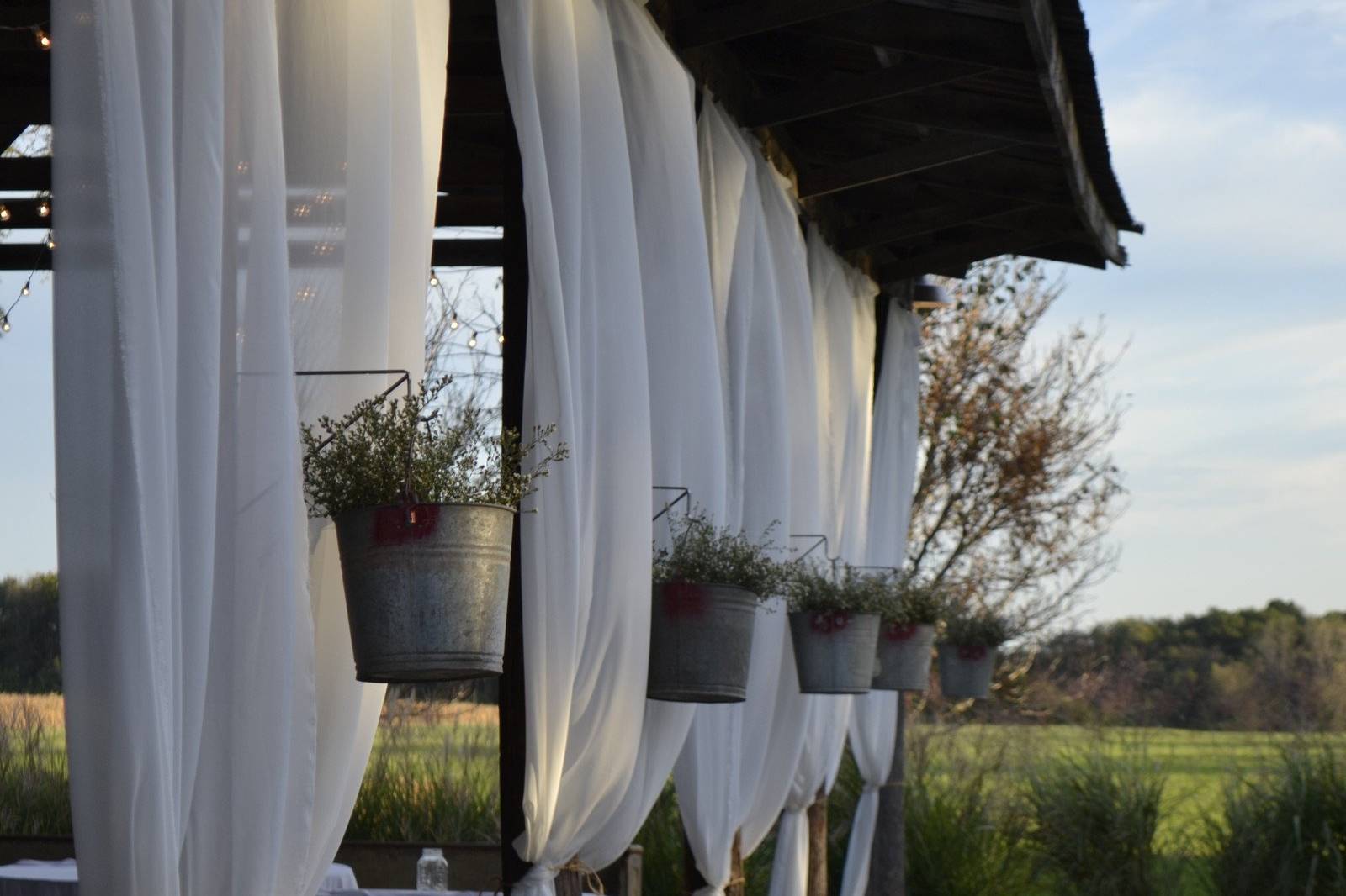 Res-Les Farms - Venue - East Leroy, MI - WeddingWire