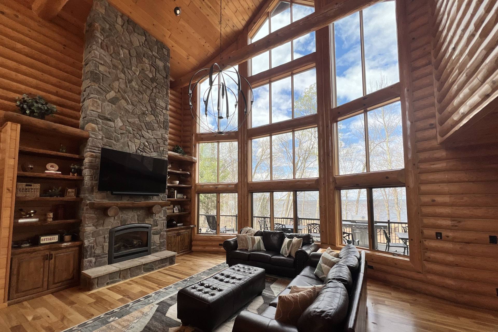Great Escape Lodge on Castle Rock Lake - Reviews, Photos & Deals 2026 ...