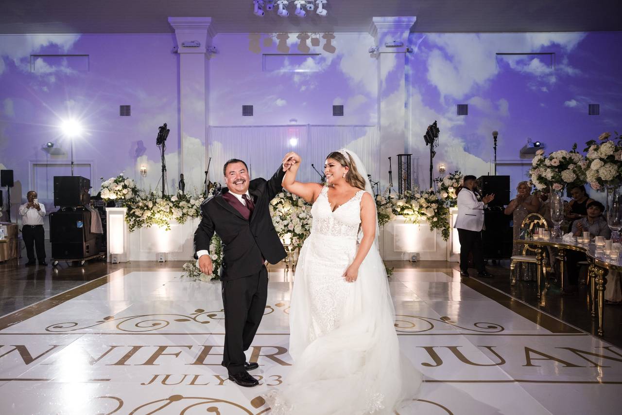 Dallas Oasis - Reviews, Photos & Deals 2026 - Red Oak, TX - WeddingWire