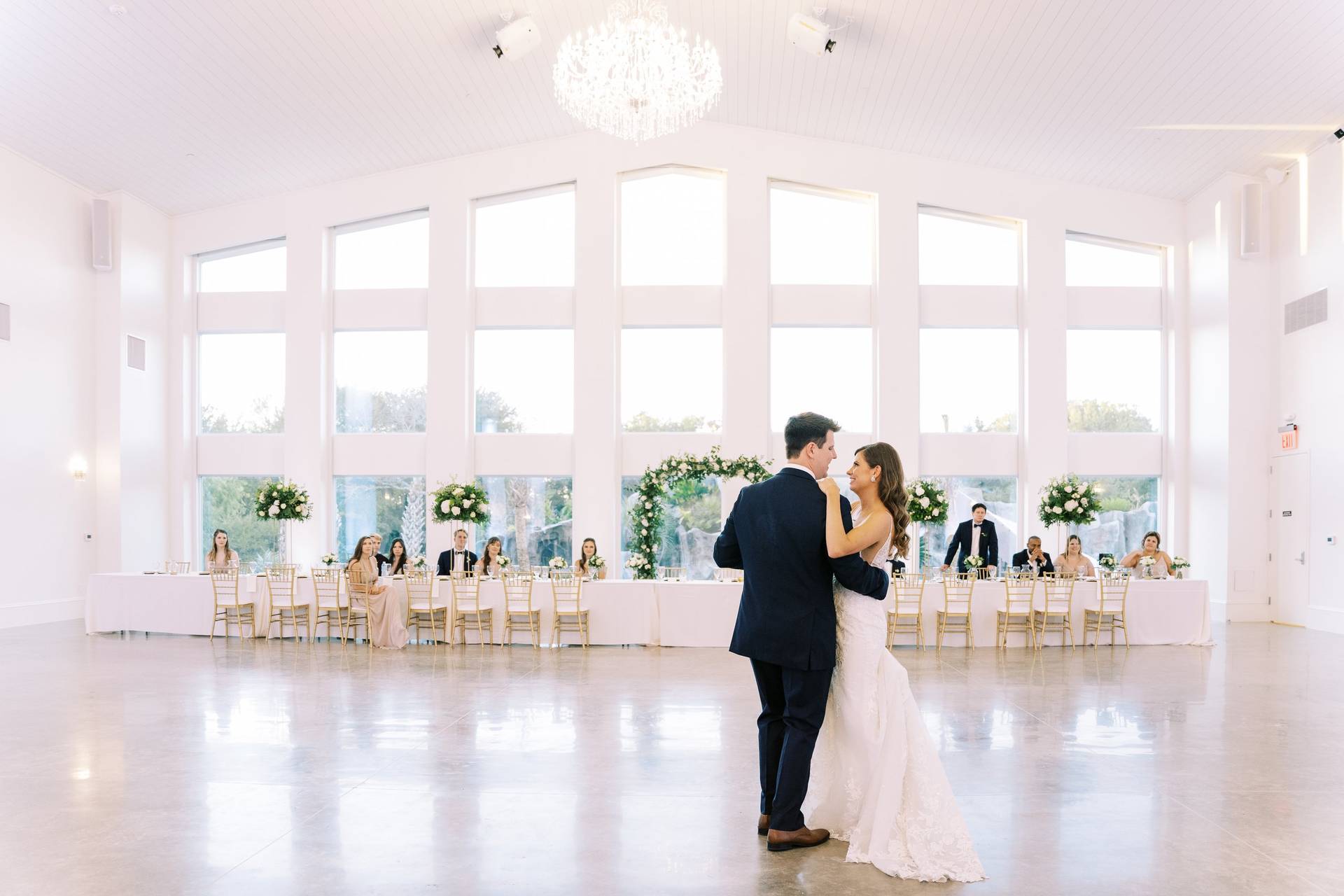 Dallas Oasis - Reviews, Photos & Deals 2026 - Red Oak, TX - WeddingWire