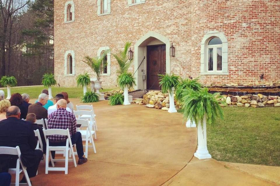 Pierce Castle - Reviews, Photos & Deals 2026 - Decatur, MS - WeddingWire
