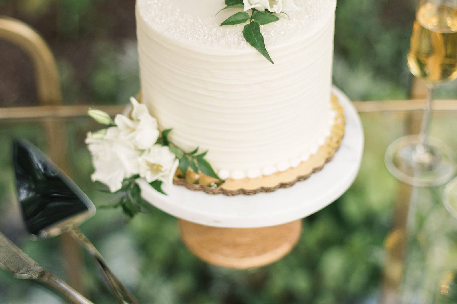 The Cake Studio - Wedding Cake - Phoenix, MD - WeddingWire