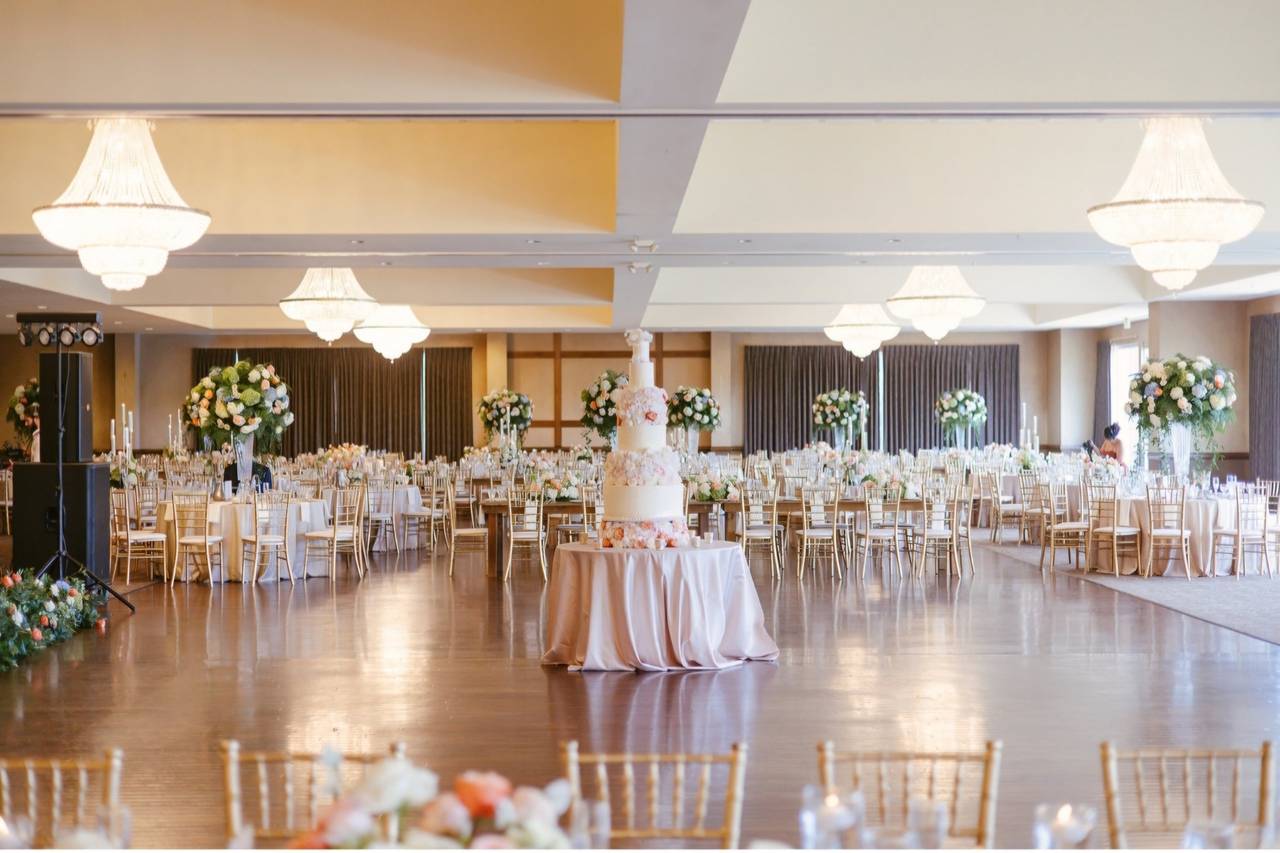 Avalon Manor Banquet Center - Reviews, Photos & Deals 2026 ...