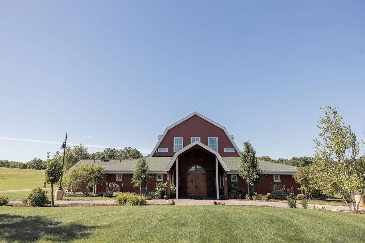 Blackberry Farm - Venue - Aurora, IL - WeddingWire