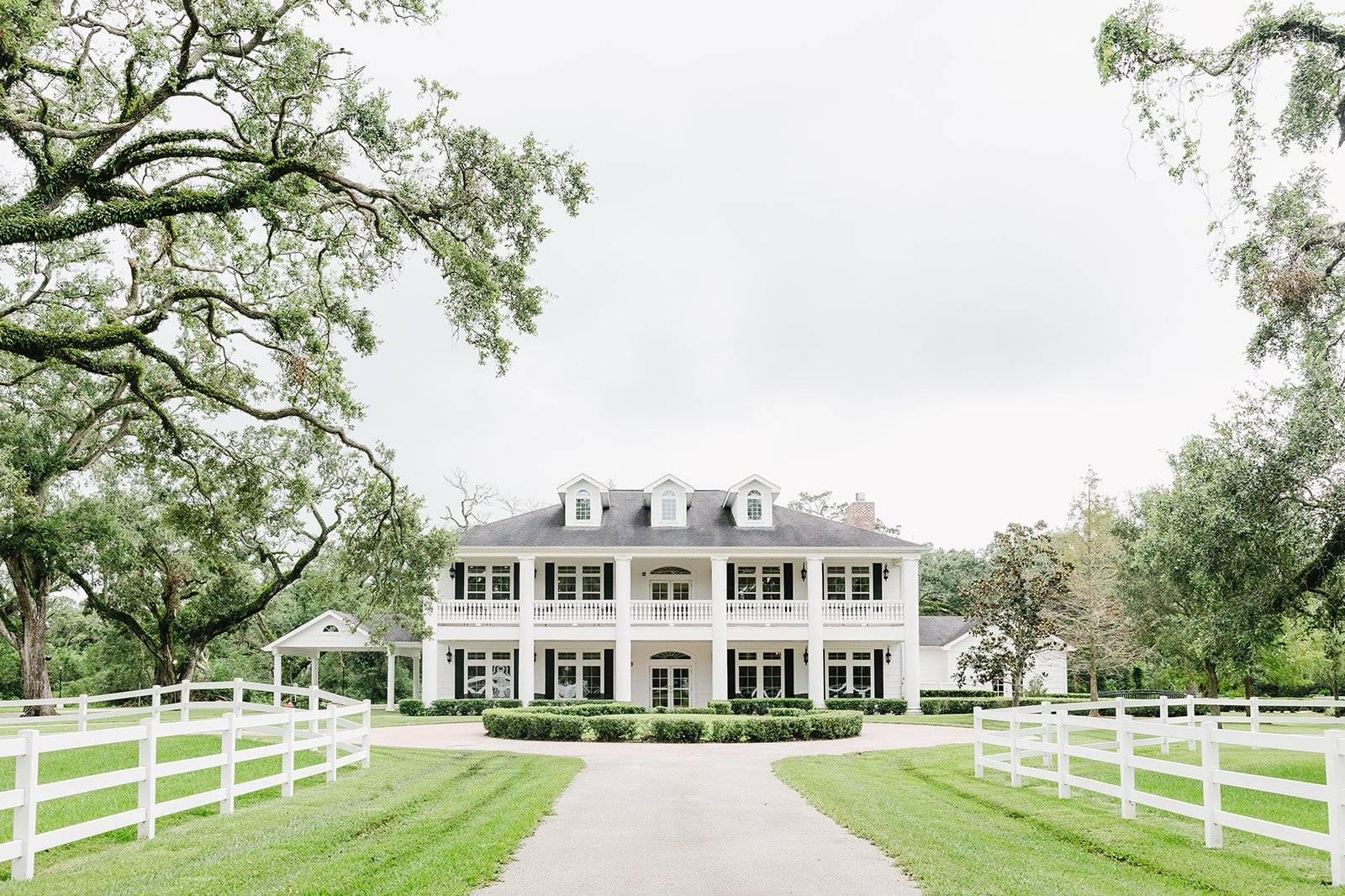 The Springs in Angleton - Mansion Weddings - Angleton, TX - WeddingWire