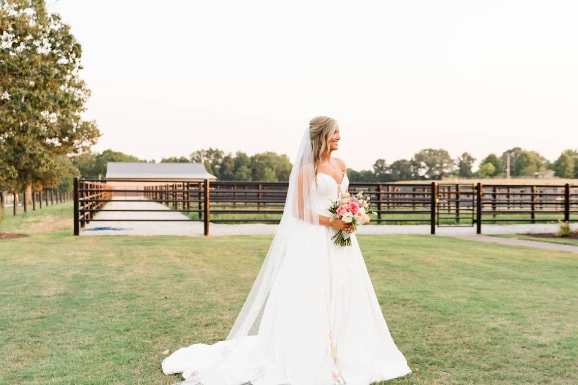 AAA Farms - Barn & Farm Weddings - Lavinia, TN - WeddingWire