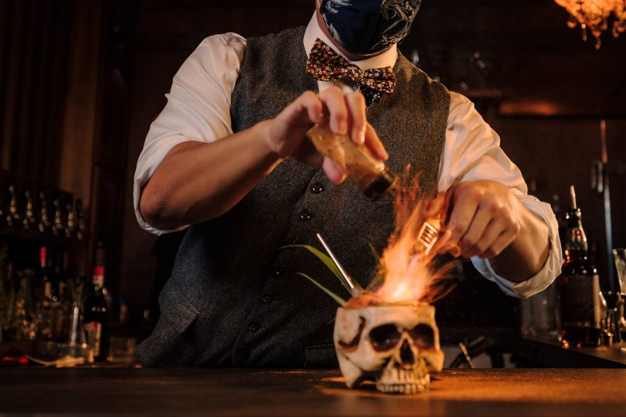 Gaslamp - Reviews, Photos & Deals 2026 - Kailua, HI - WeddingWire