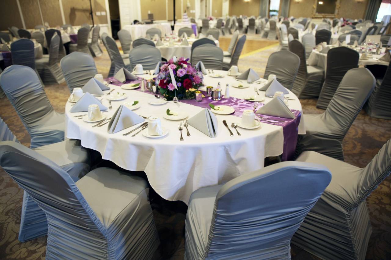 Seven Oaks Country Club - Reviews, Photos & Deals 2026 - Beaver, PA ...