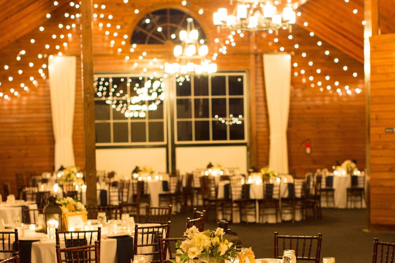 The Local Restaurant and Catering - Reviews, Photos & Deals 2026 ...