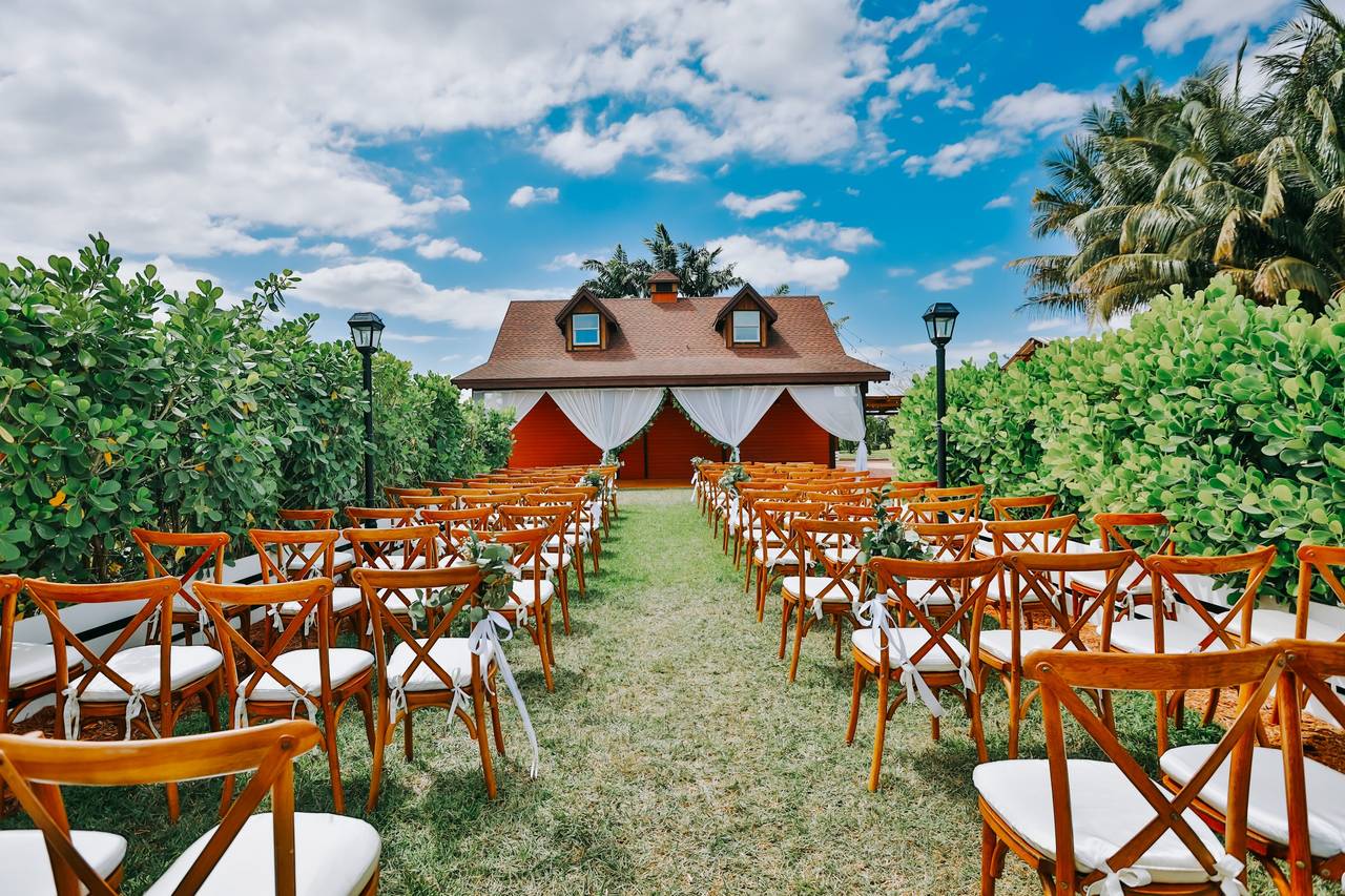 Redland Farm Life Reviews - Miami, FL - 17 Reviews