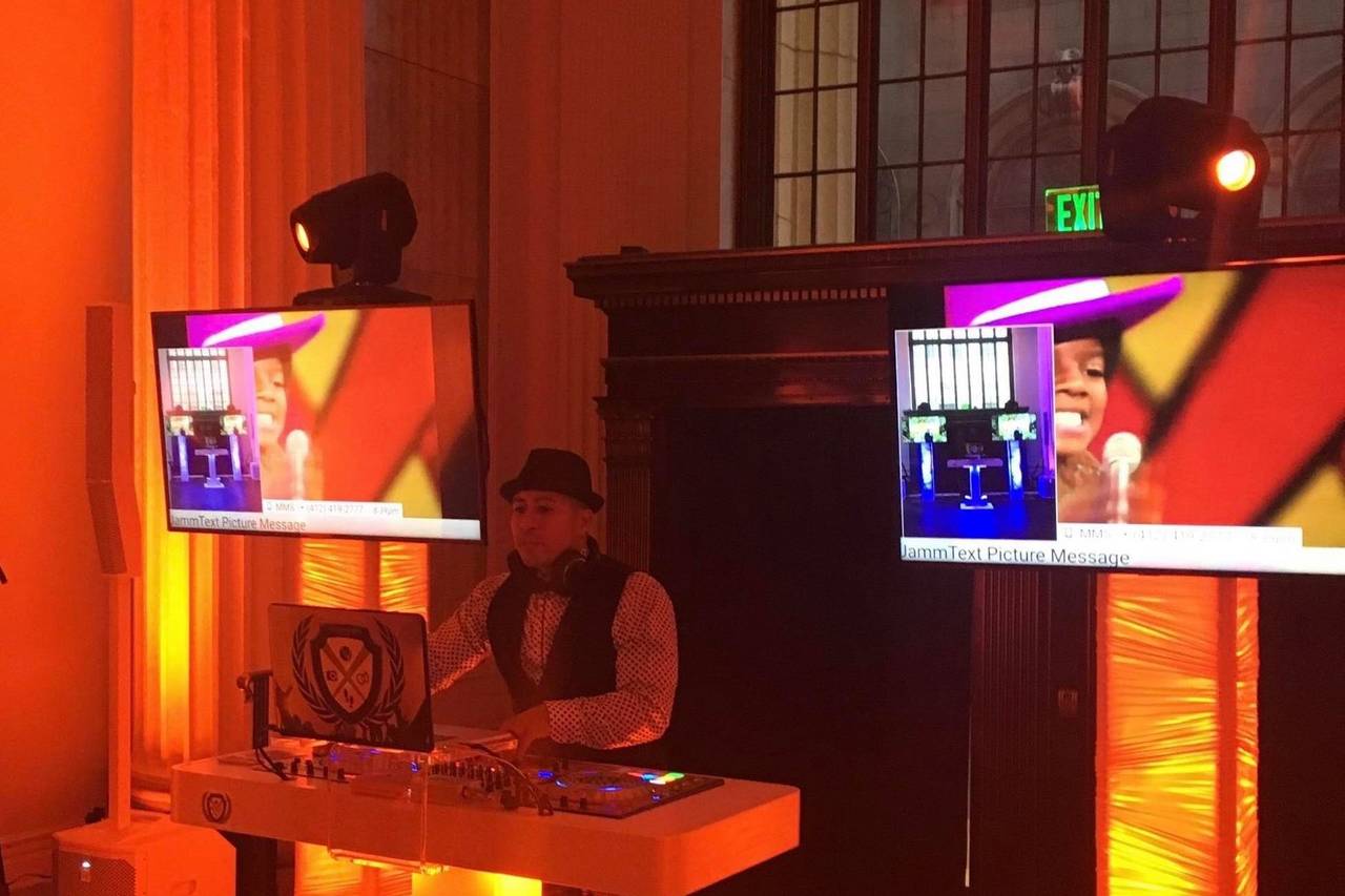 Party-Time Productions | Wedding DJ - View 181 Reviews and 9 Pictures