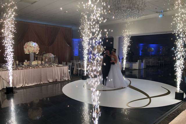LD Events Decor - Lighting & Decor - Chicago, IL - WeddingWire