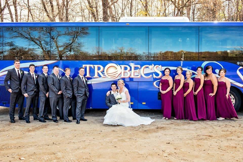 Wedding Limos & Wedding Transportation - WeddingWire