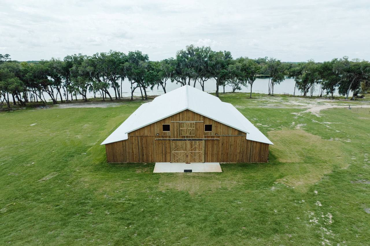The Barn at Lakeside Ranch - Reviews, Photos & Deals 2026 - Hawthorne ...