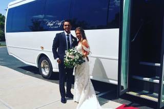 Wedding Limos & Wedding Transportation - WeddingWire