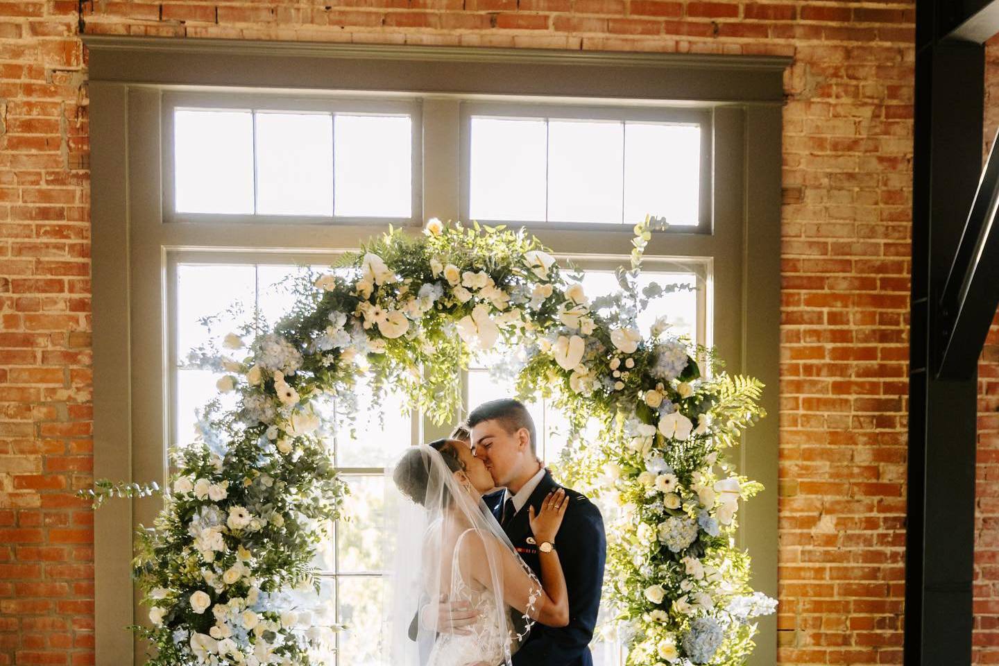 The Graily - Reviews, Photos & Deals 2026 - Waxahachie, TX - WeddingWire