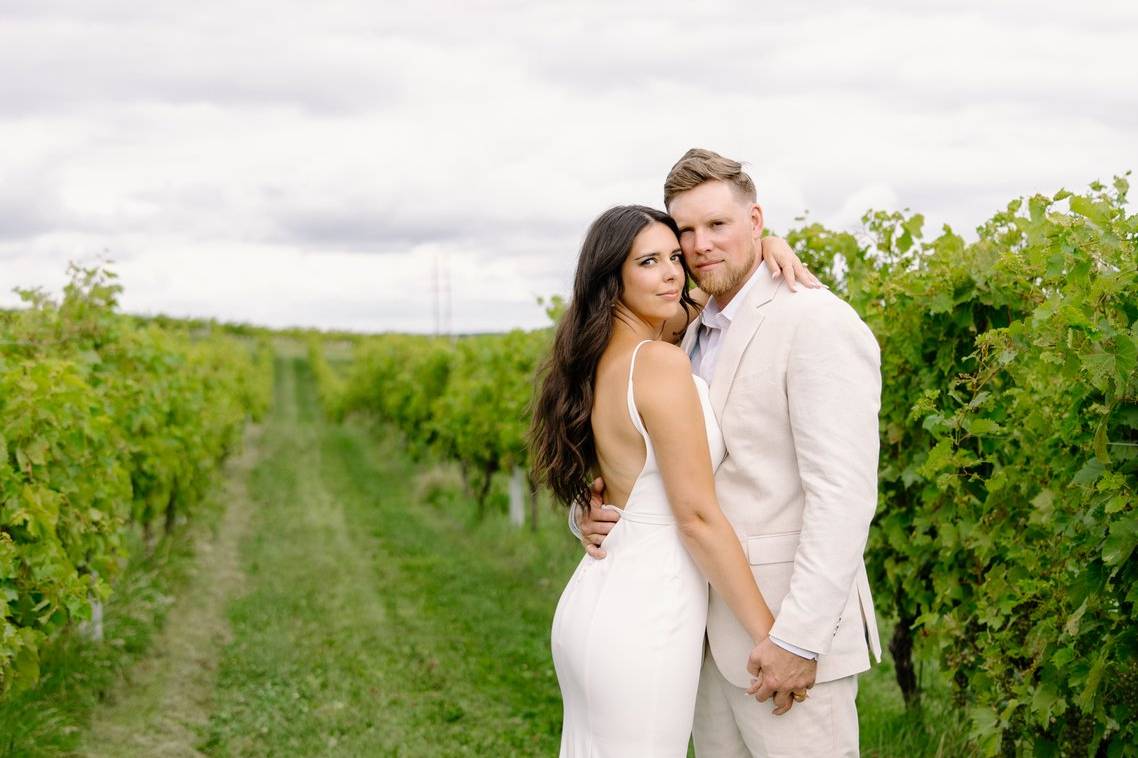 Danzinger Vineyards and Winery - Reviews, Photos & Deals 2026 - Alma ...