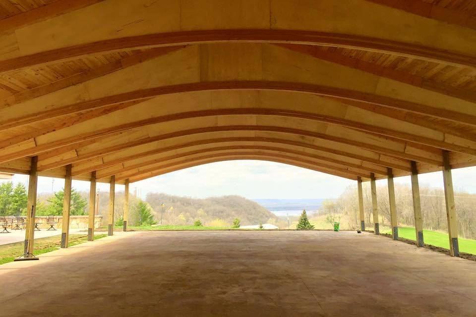 Danzinger Vineyards And Winery Venue Alma Wi Weddingwire