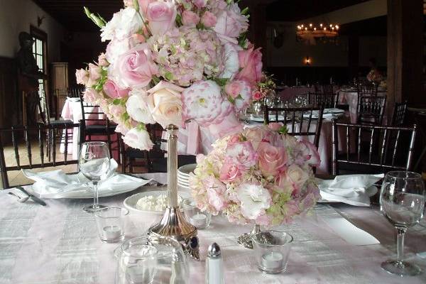 The Flower Cupboard - Wedding Florists - Williamsburg, VA - WeddingWire